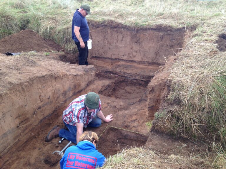 Veterans excavating First World War training trenches – Inside DIO