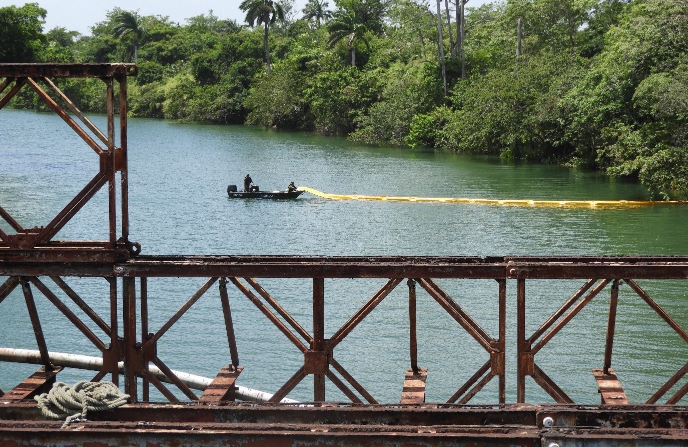 BATSUB – Inside DIO